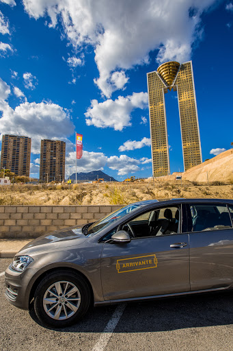 Las 13 mejores compañías de taxis de Alicante